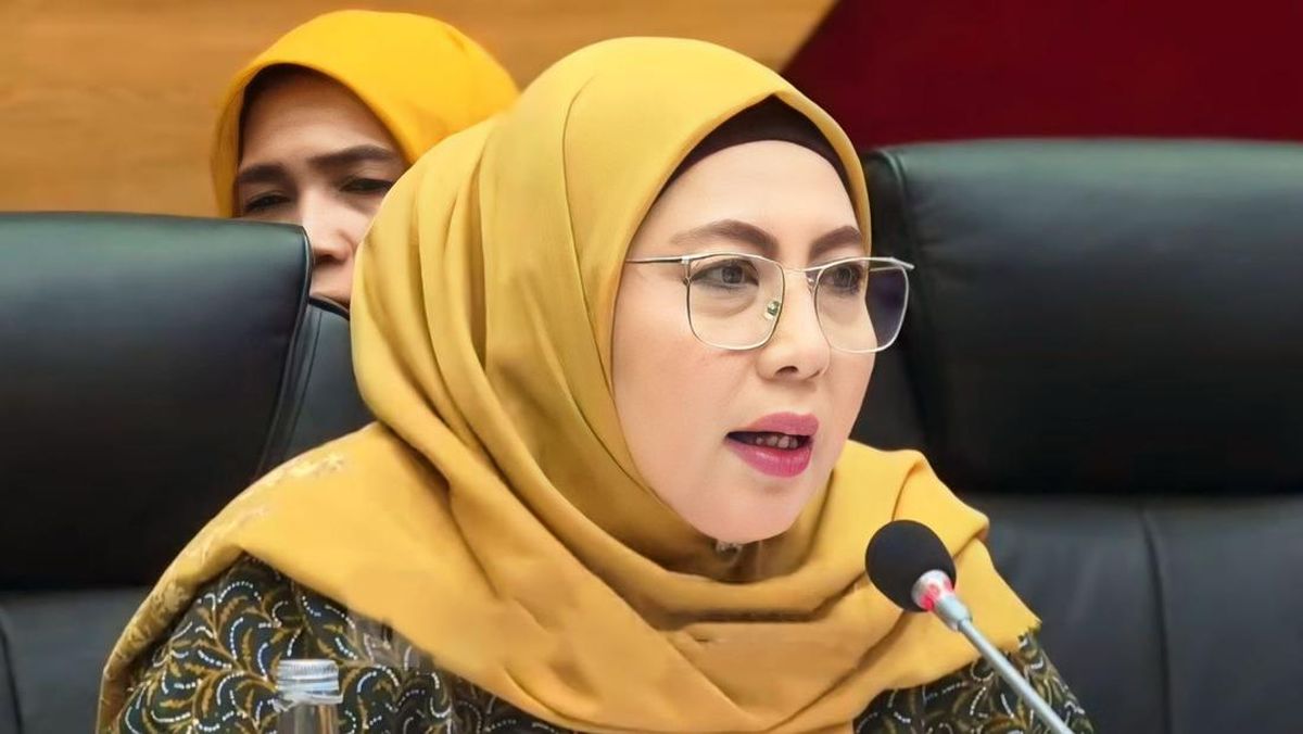 Himmatul Aliyah Minta Guru Besar UGM Pelaku Kekerasan Seks Dipecat ...